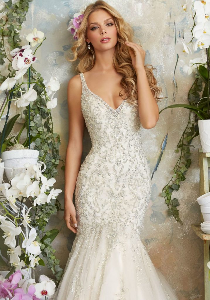 15 Best Crystal Wedding Dress in 2024 - Royal Wedding