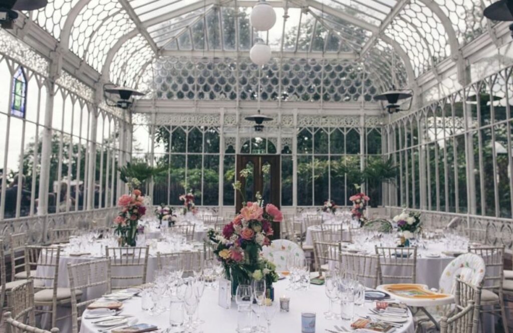 10 Unique And Glamorous Venues For Your Intimate Wedding - Royal Wedding