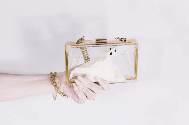 Mini Clutches for a Wedding Party: 5 Recommendations - Royal Wedding